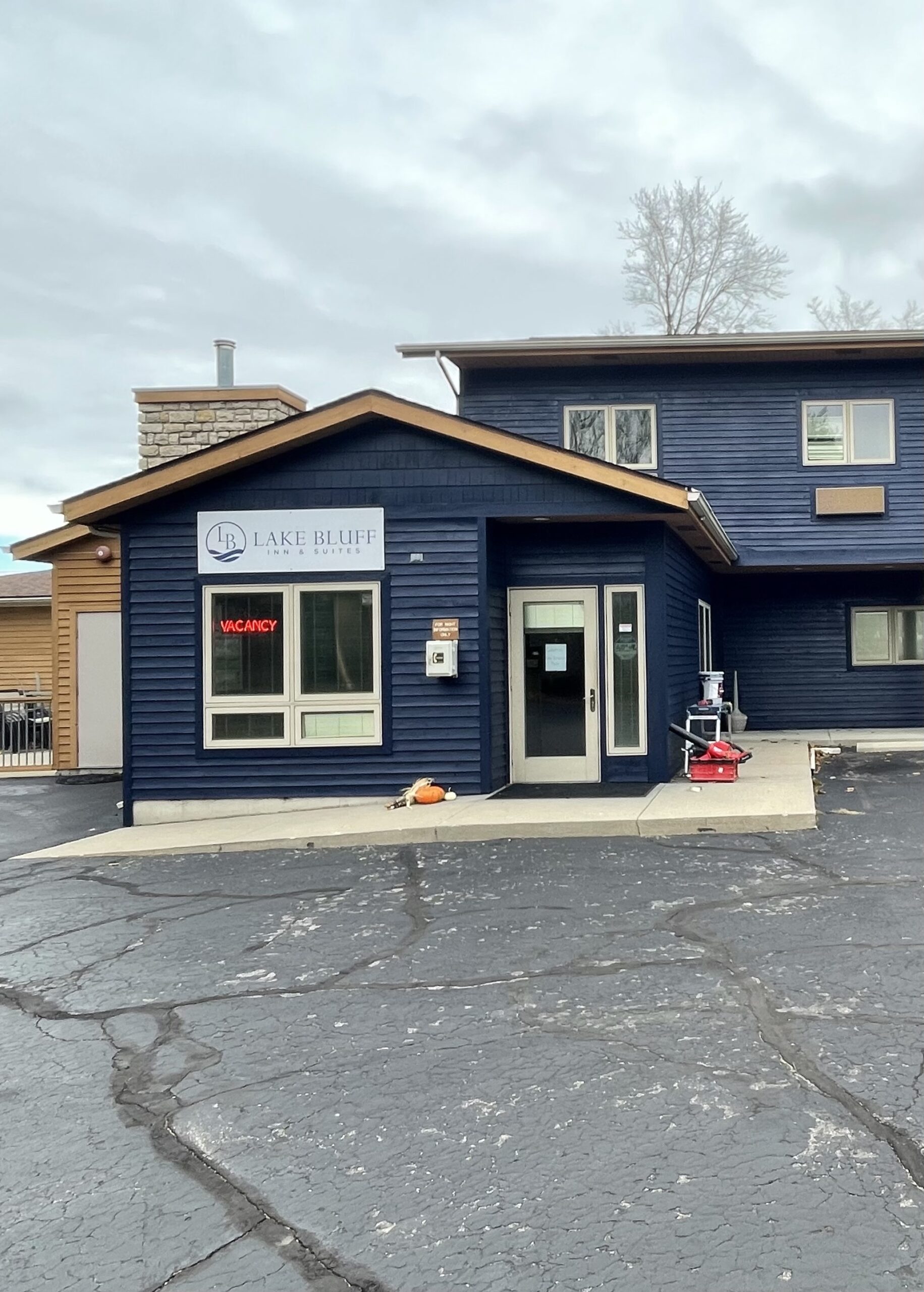 Gallery | Lake Bluff Inn and Suites